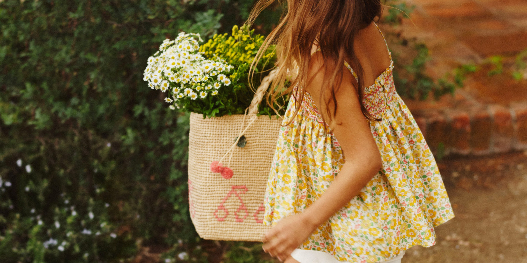 Timeless clothing for babies & kids and luxury gifting - Bonpoint